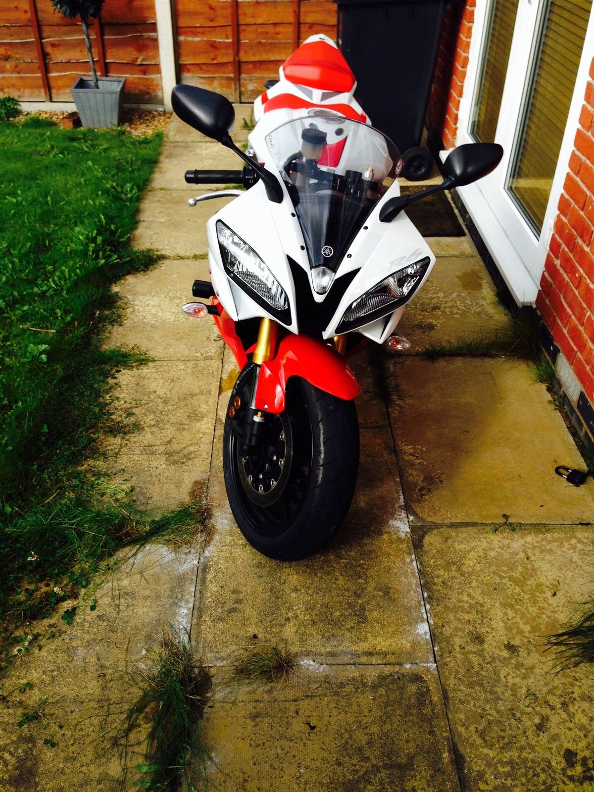 2006 YAMAHA YZF R6 R WHITE/RED