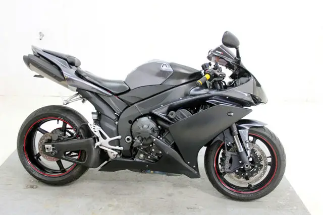 2007 Yamaha YZF-R1