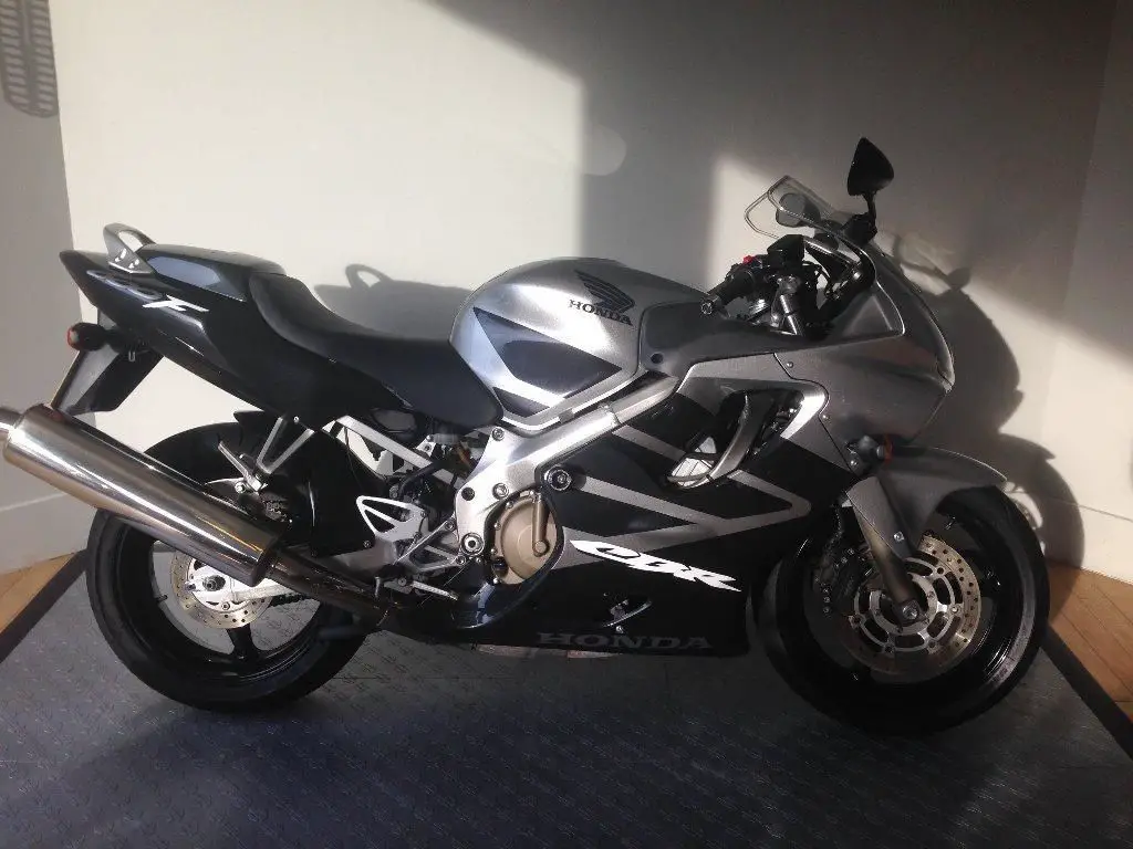 2008 Honda CBR, SILVER