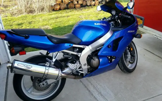 2008 KAWASAKI ZZR 600