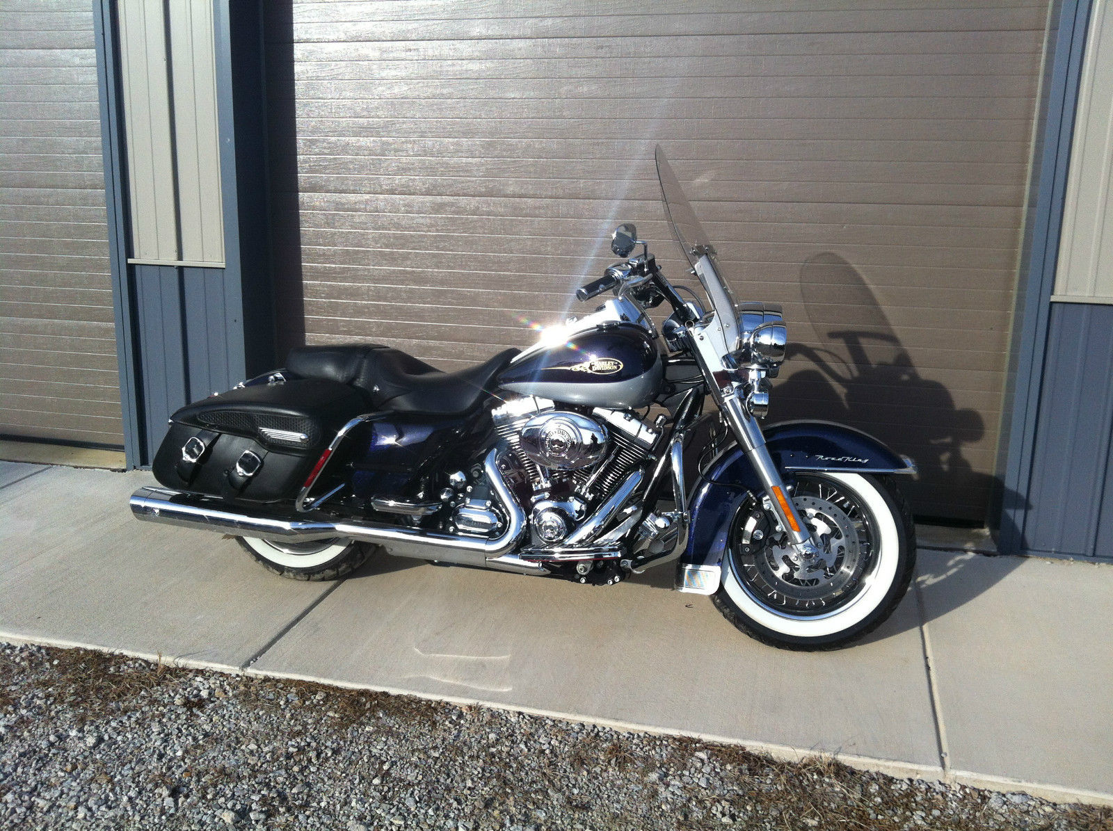 2009 Harley Davidson Road King - only 4,950 miles
