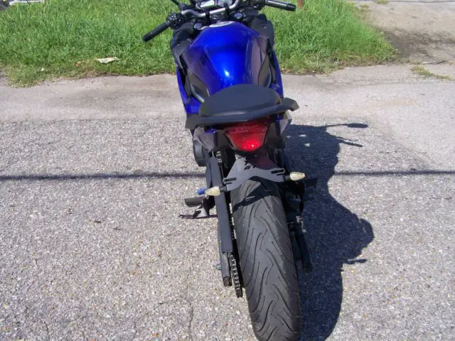 2009 Yamaha FZ600R Blue