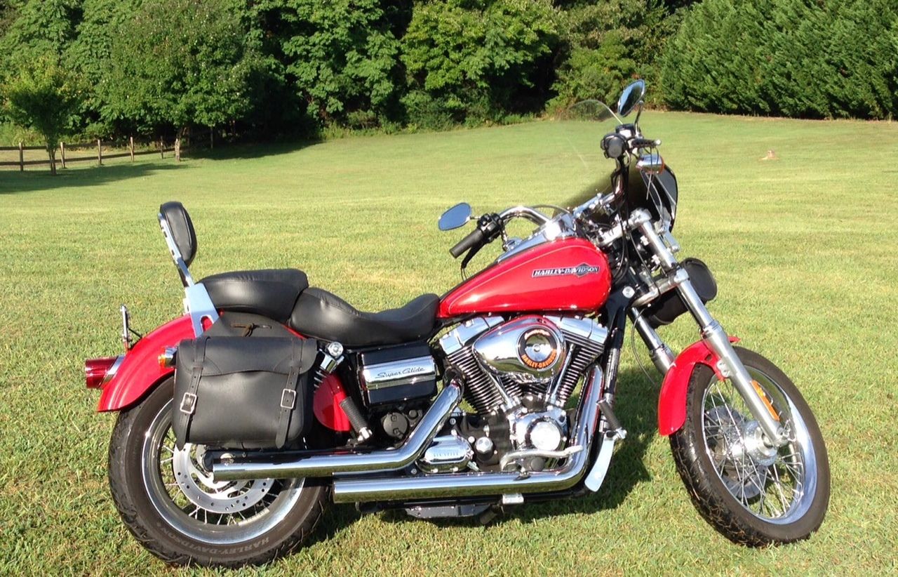 2011 Harley Davidson Super Glide Custom