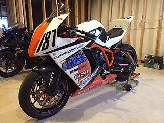 2012 KTM RC8-RS