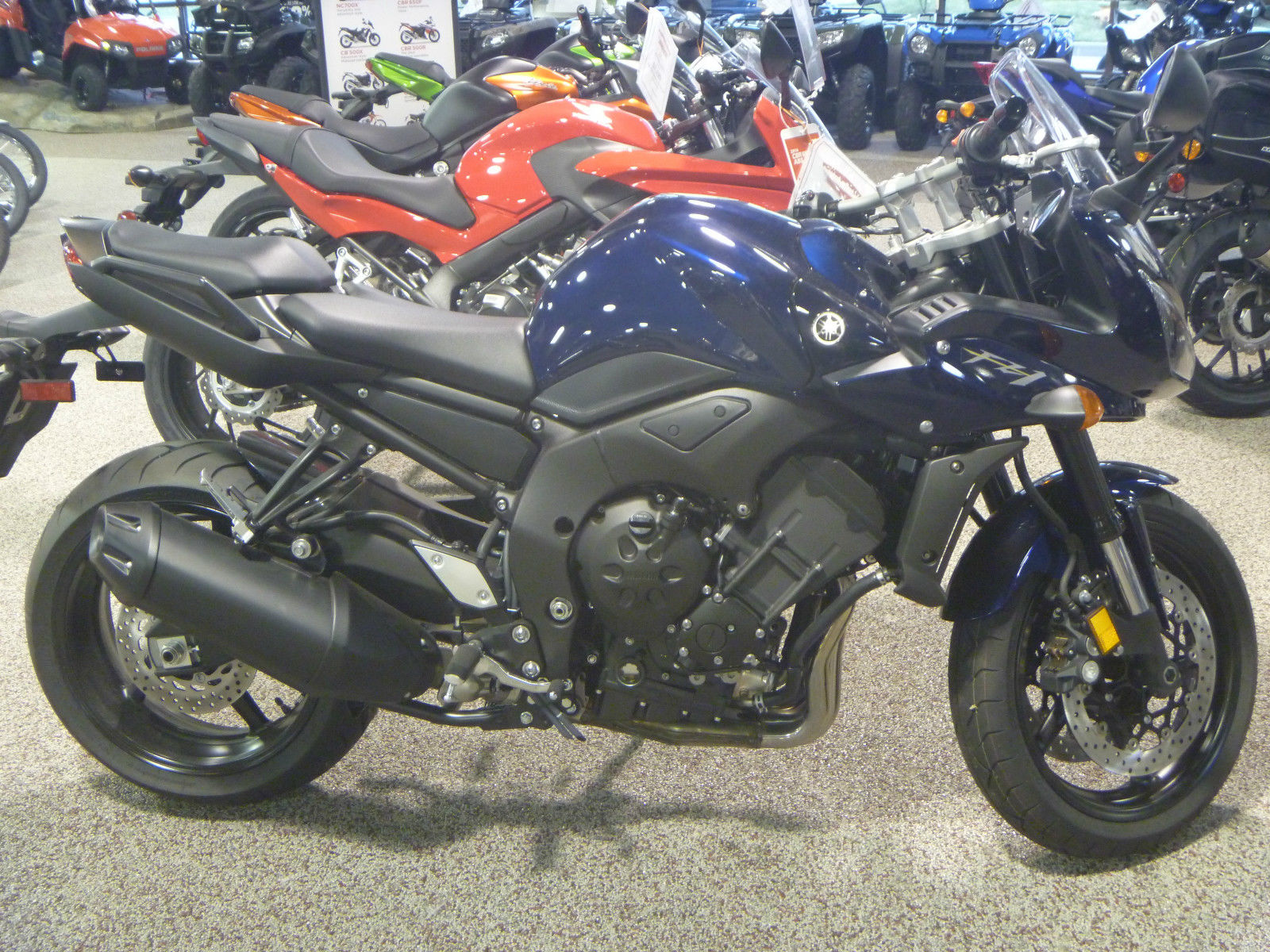 2013 YAMAHA FZ1