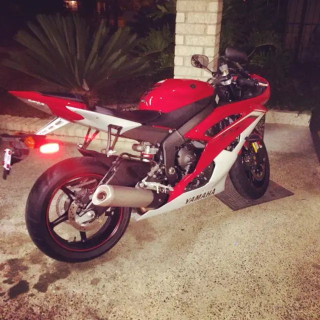 2013 Yamaha r6 4k miles