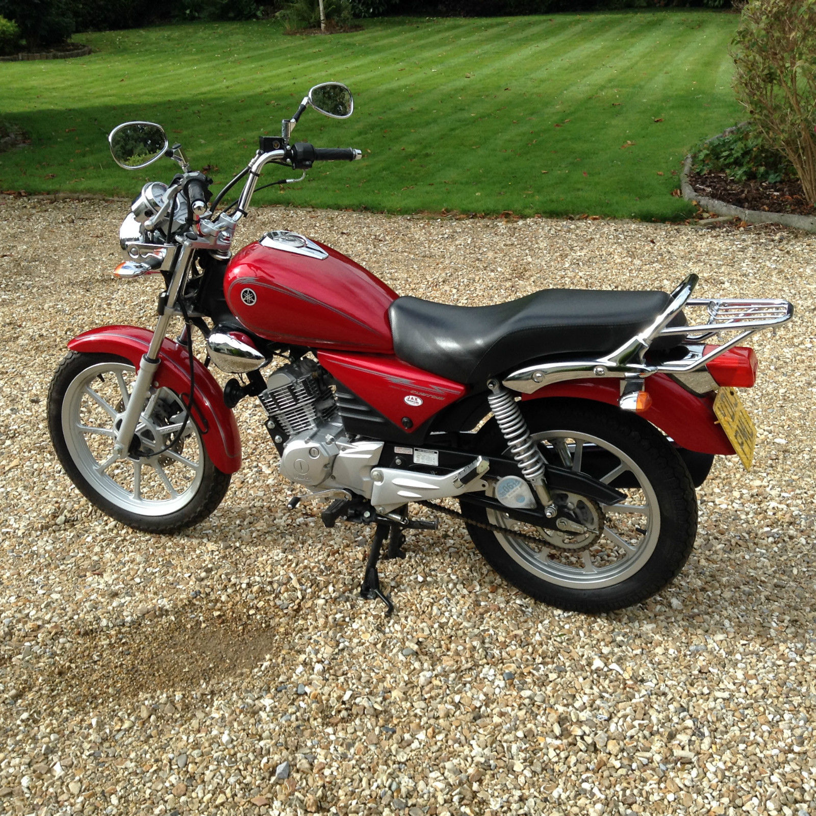 2013 YAMAHA YBR 125 CUSTOM, Red, Only 206 miles