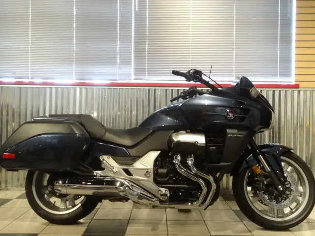 2014 Honda CTX1300 - V4 Motor Touring - ONLY 250 MILES!