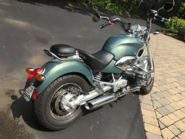 BMW R1200C Toscano Green! Low Miles.