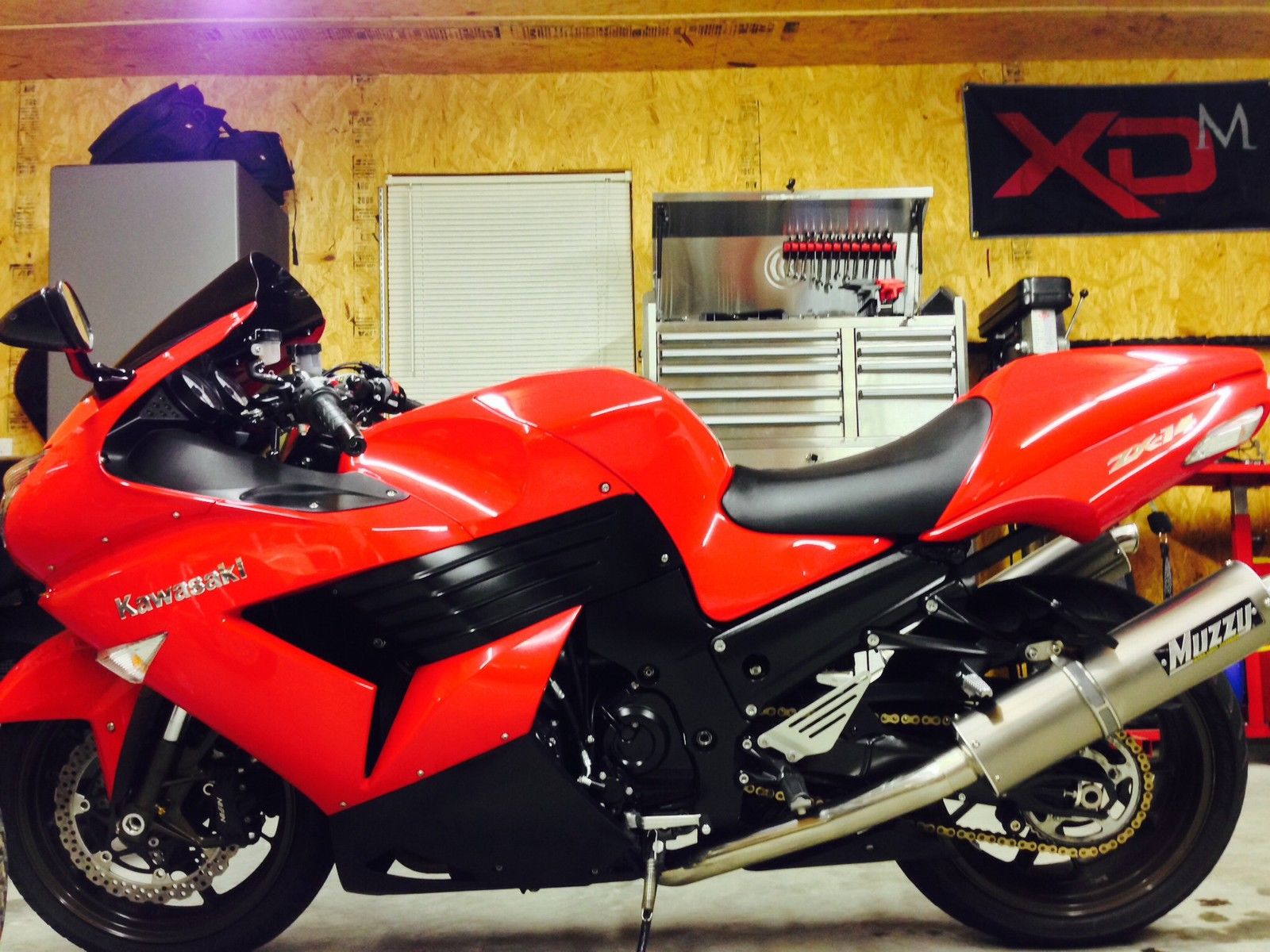 Flawless Kawasaki Ninja ZX- 14 ZX14 ZX-14