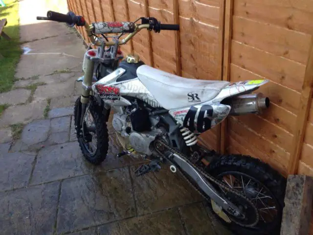 Ghost stomp 140 pit bike