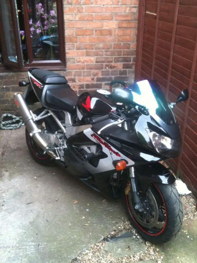 Honda fireblade 929