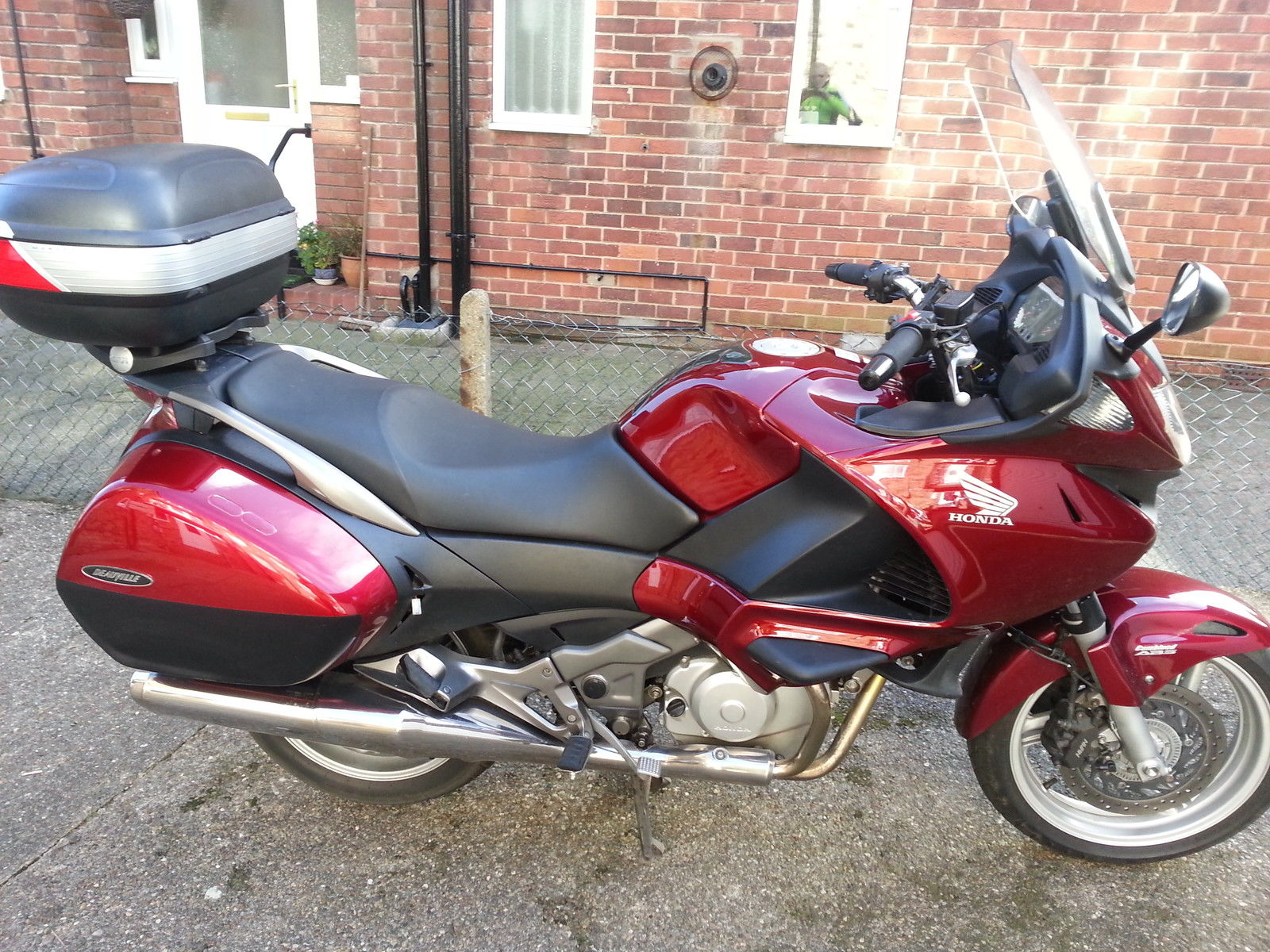 HONDA NT 700 VA-7 RED 2007