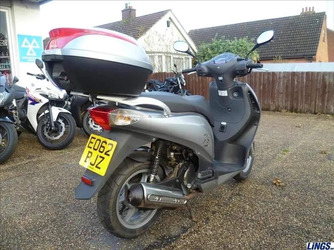 HONDA PES 125 A SILVER