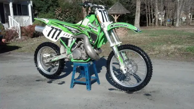 KAWASAKI KX 500-LIKE NEW