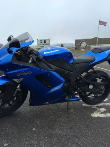 Kawasaki ZXR 600 P8F 3000MILES