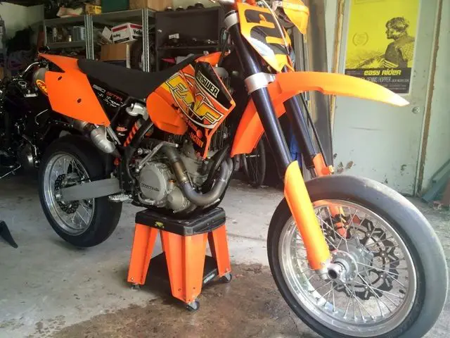 KTM 560 SMR SUPERMOTO
