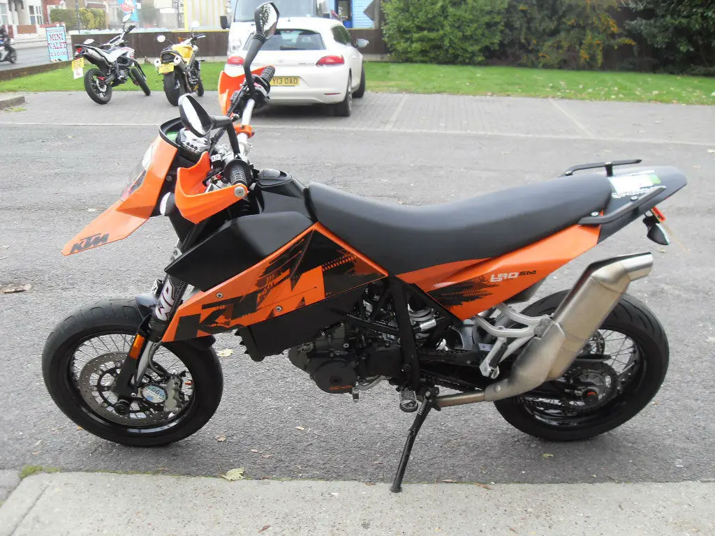 KTM 690 LC4 SUPERMOTO