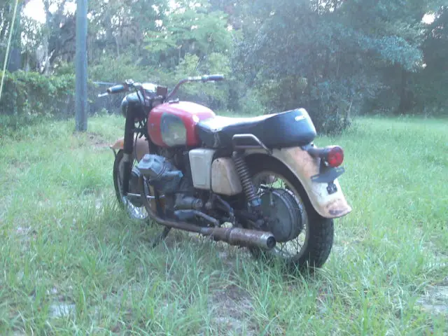MOTO GUZZI V -700 / 700 CC ,4 SPEED