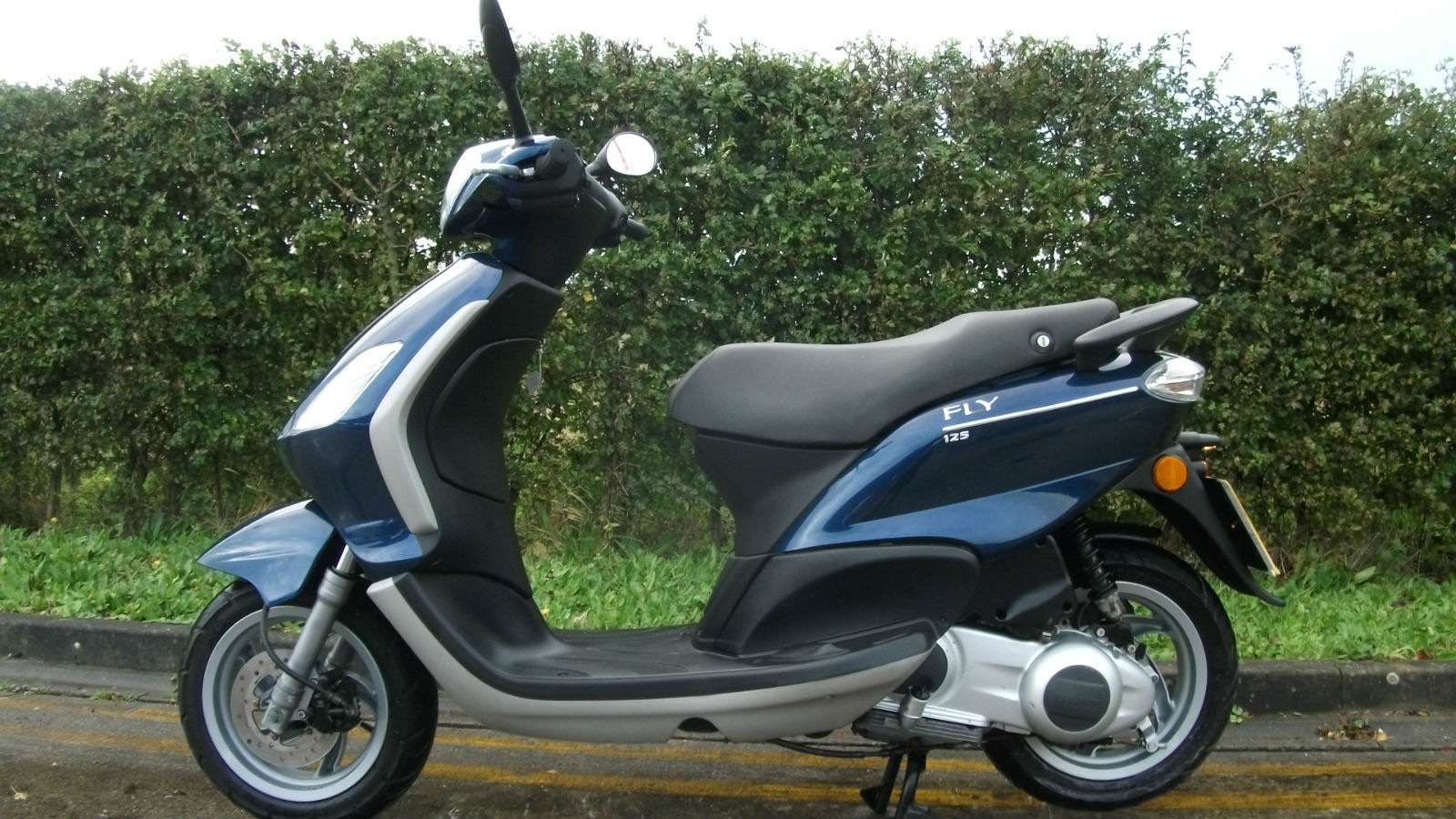 Piaggio FLY 125 (PACK-69)