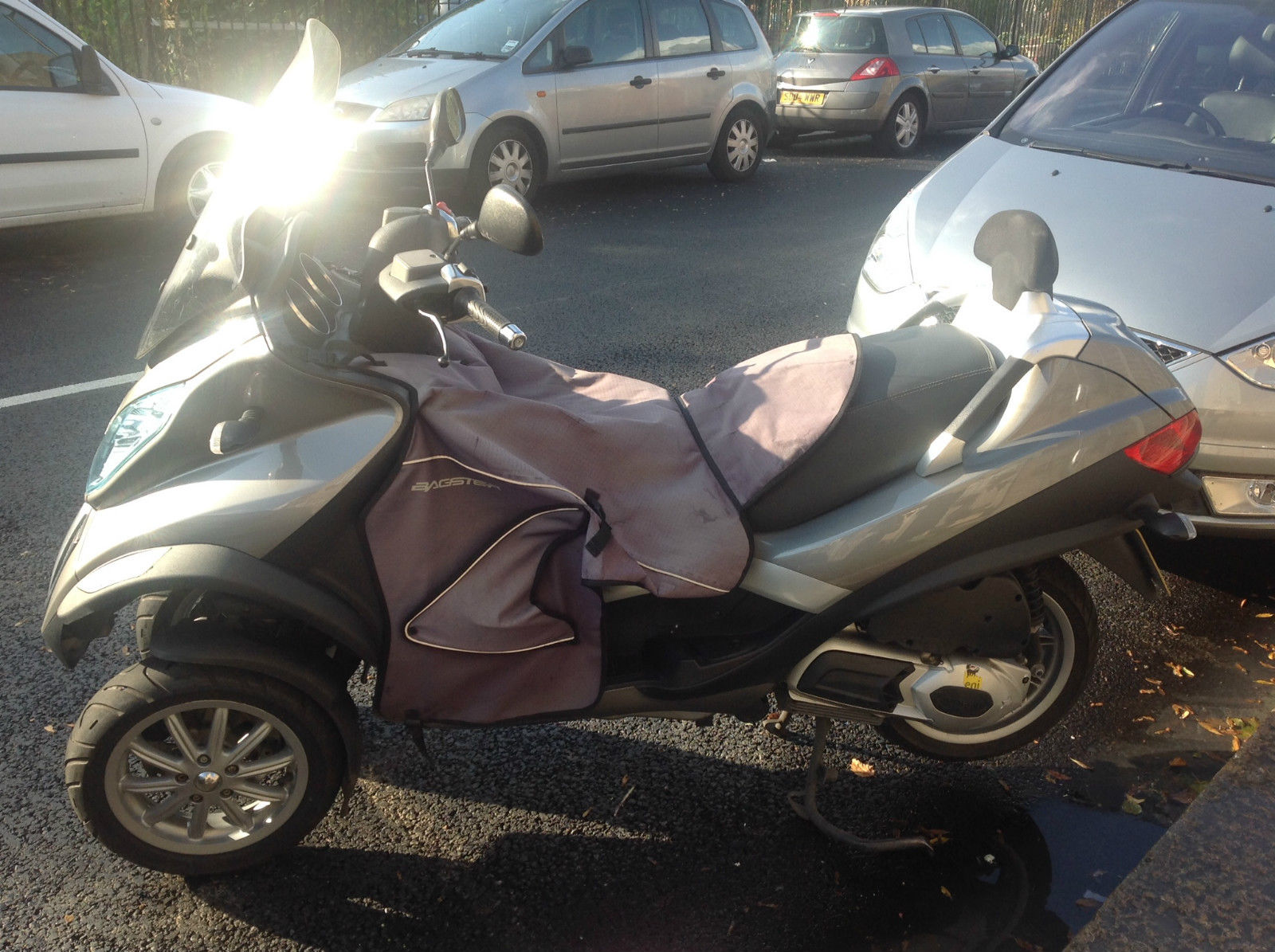 piaggio mp3 300