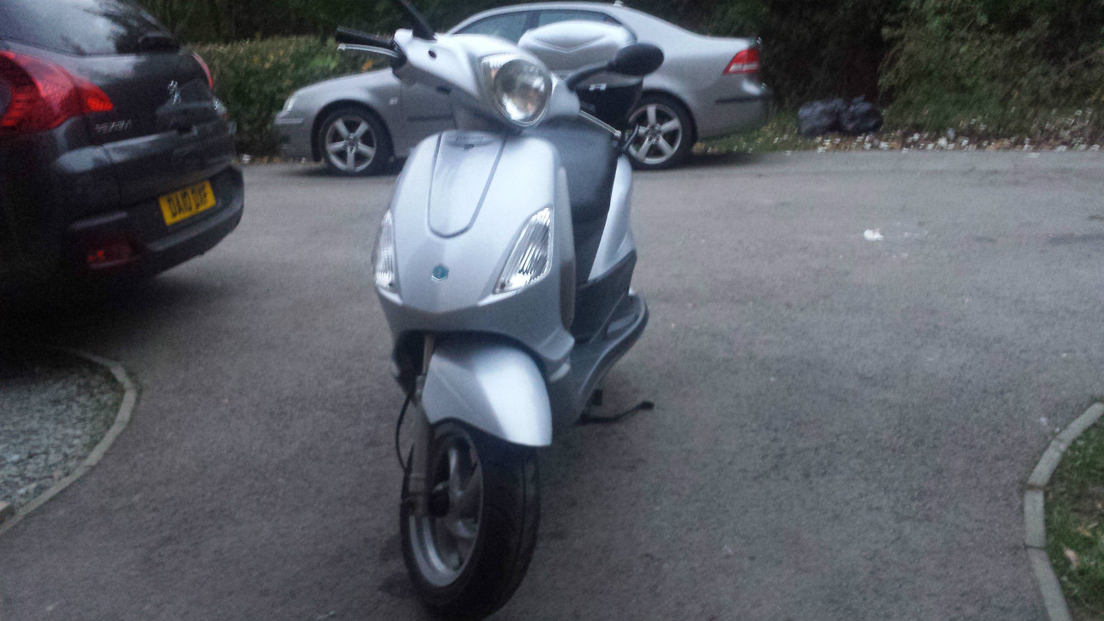 Piaggio Vespa FLY 125