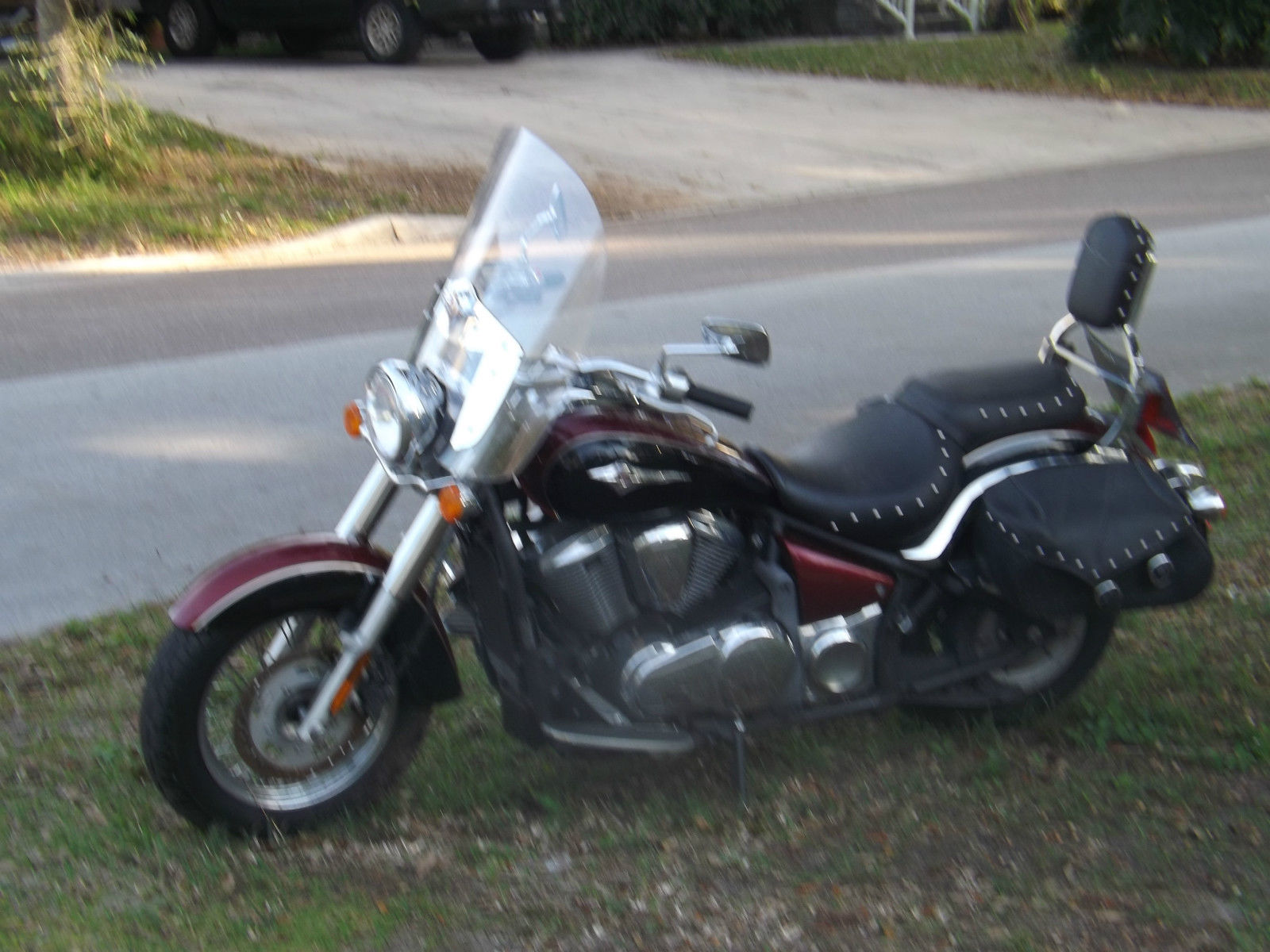 Red & Black Kawasaki Vulcan GT 900