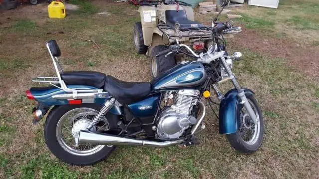 Susuki motorcycle GT250