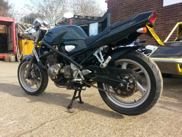 SUZUKI GSF 400 BANDIT