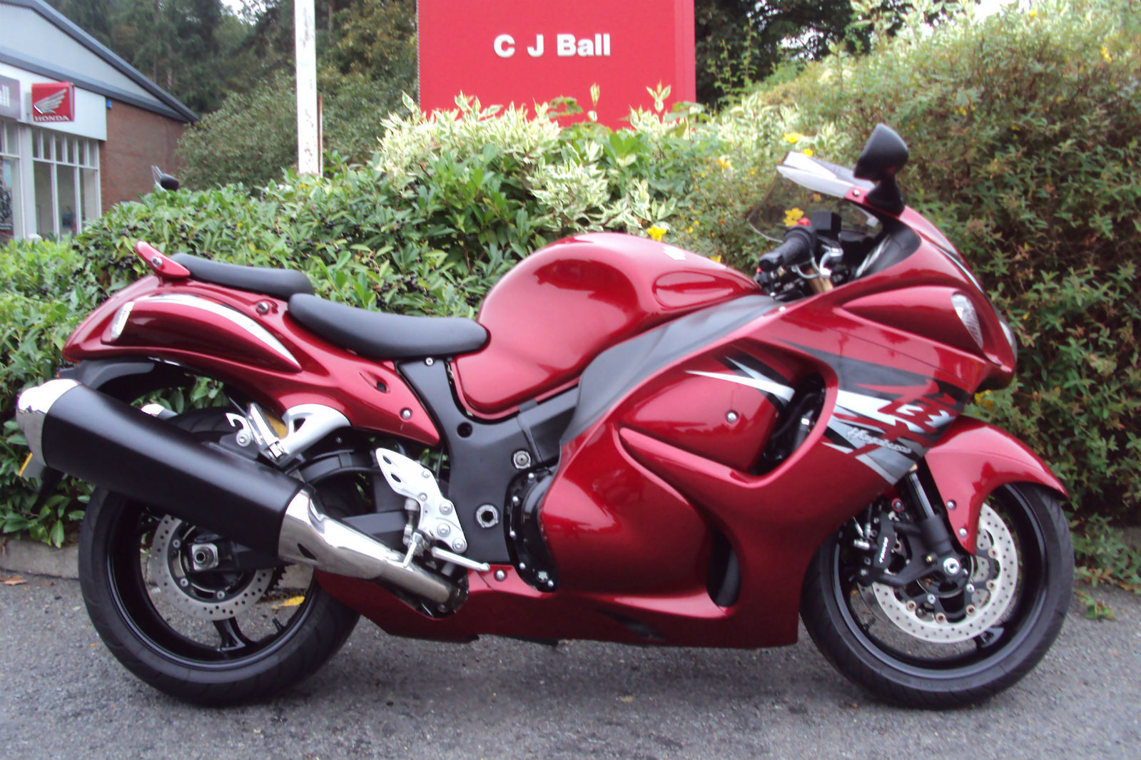 Suzuki GSX 1300 RL2 Red 7008 Miles