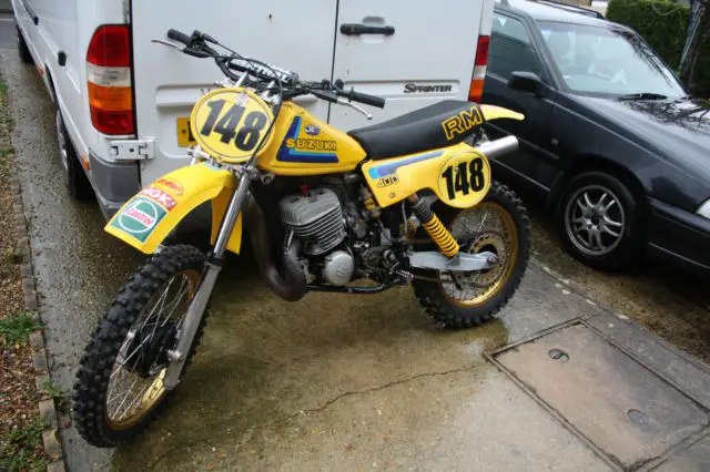 suzuki rm 400