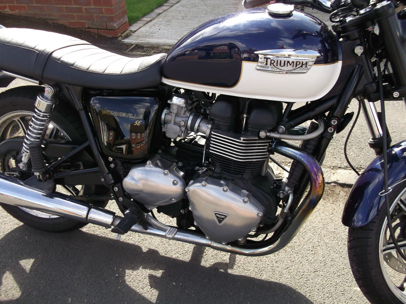 Triumph Bonneville 865 SE