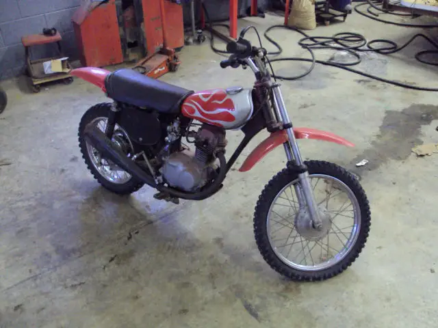 Vintage Honda XR-75 dirt bike