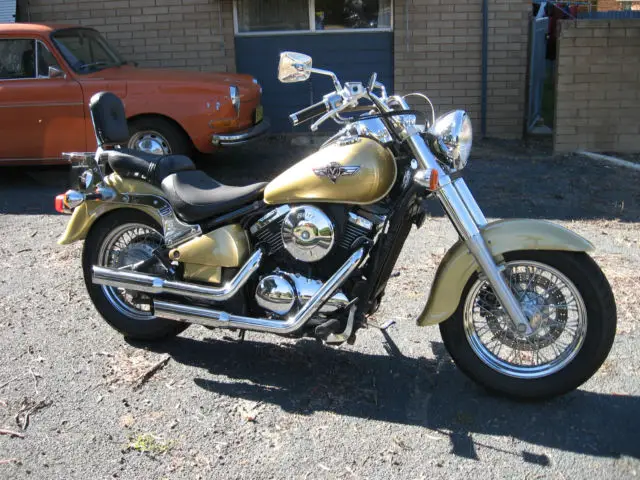 Vulcan 800 motorbike $3700