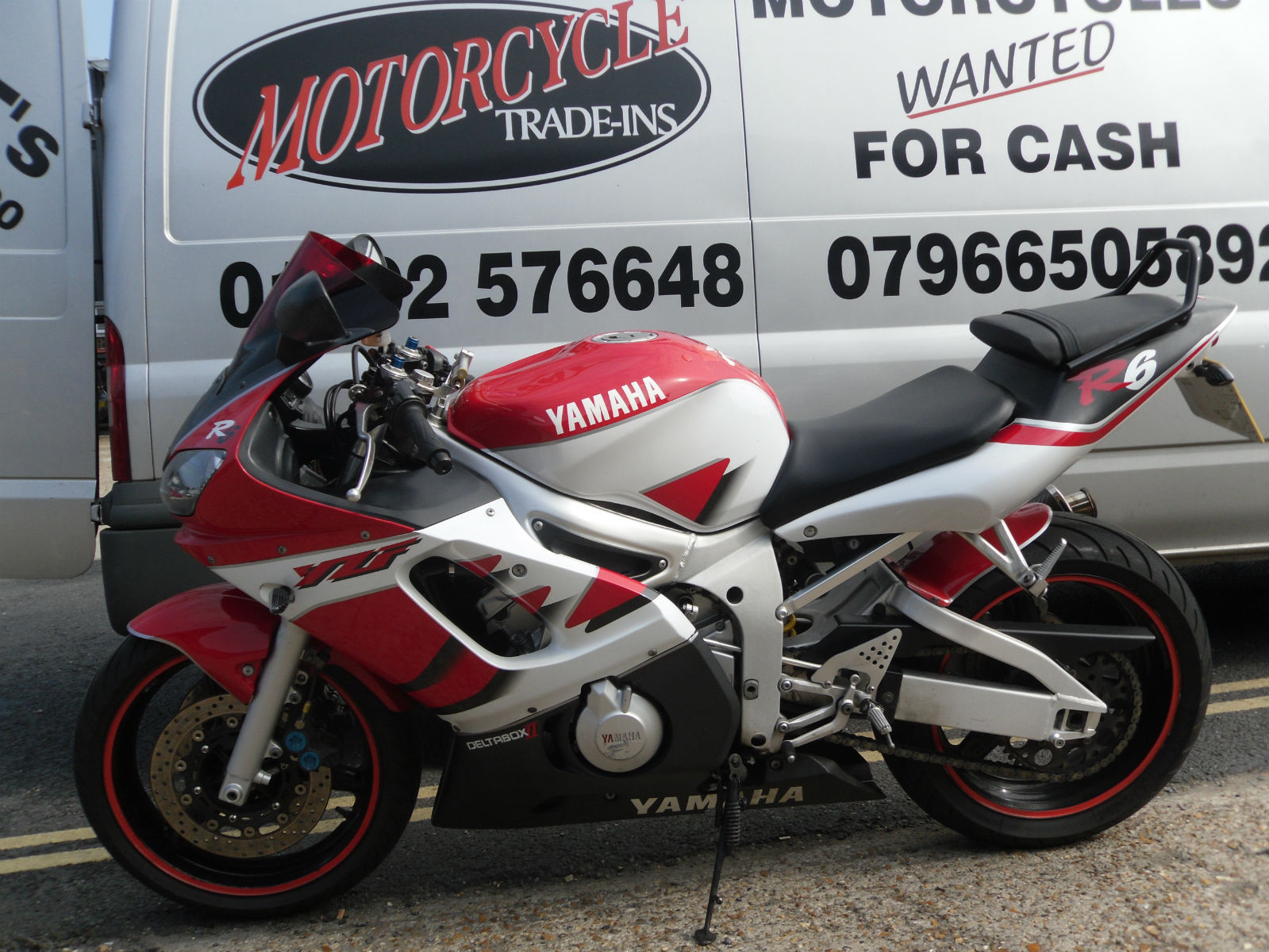 Yamaha R6 '00/W