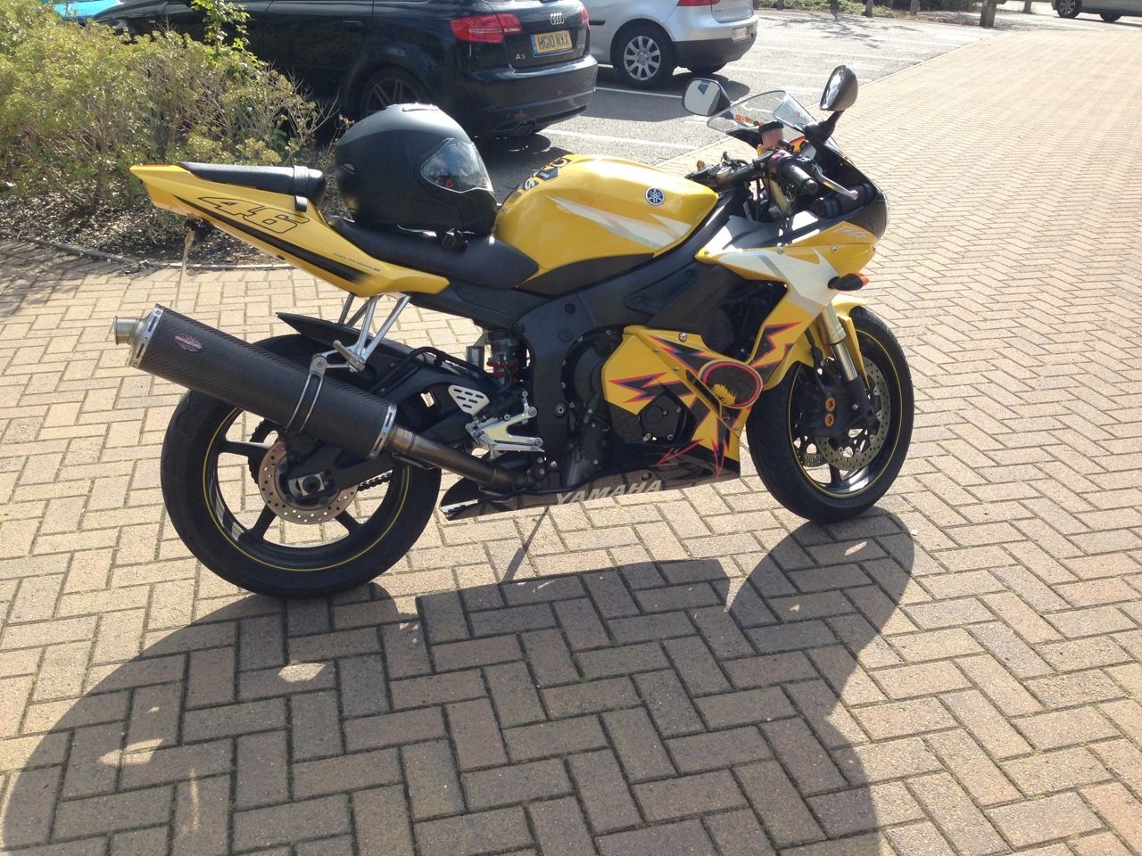 Yamaha r6 valantino rossi R46 LTD LOW MILES