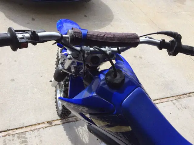 Yamaha TT-R 125 Dirt Bike