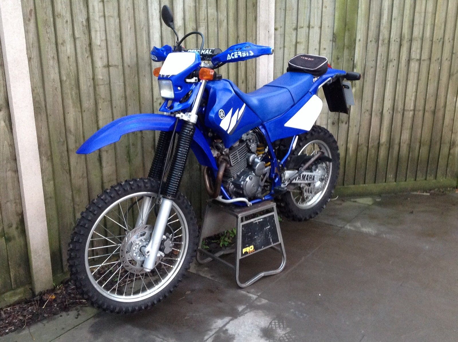 yamaha ttr 250 look!!