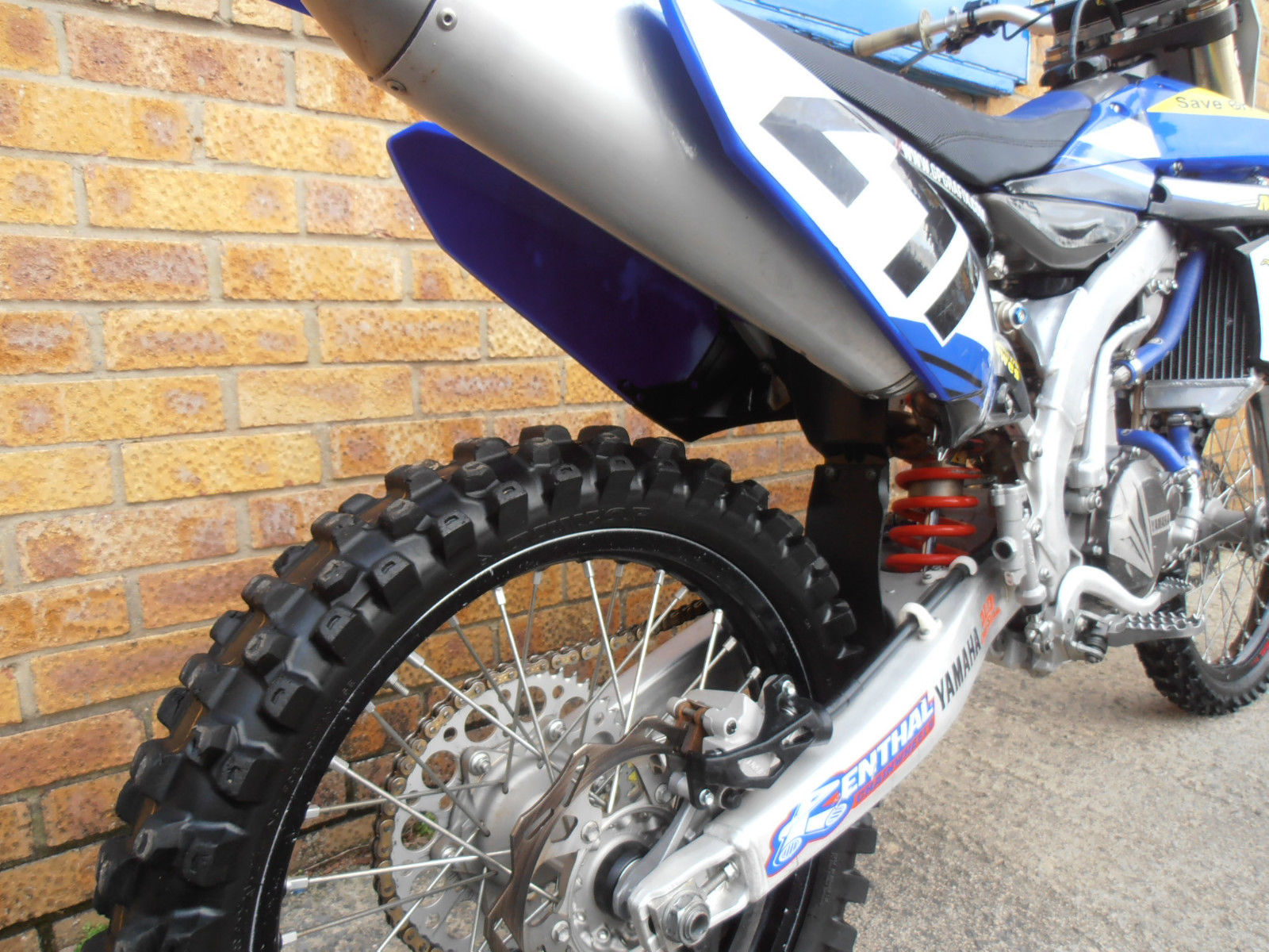YAMAHA YZF 450-2012 MX BIKE
