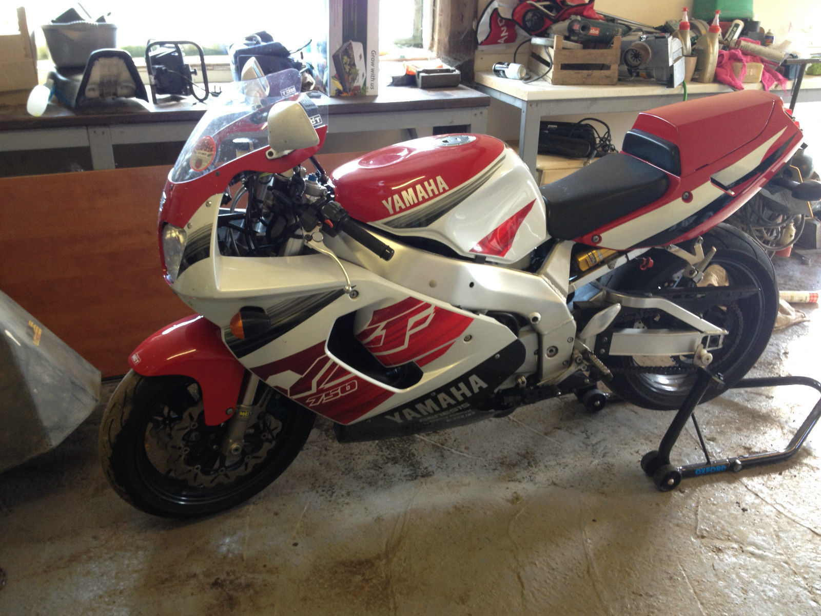 yamaha yzf 750 best handling yzf on the road!