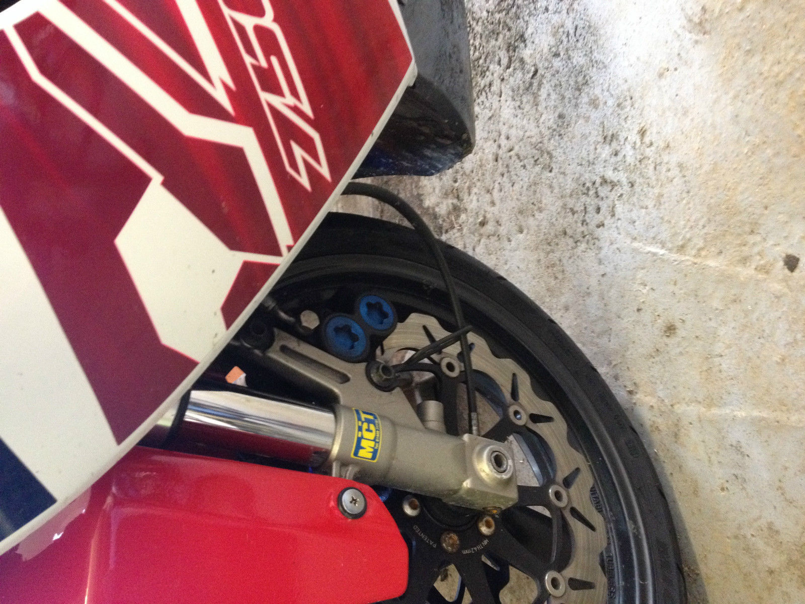 yamaha yzf 750 best handling yzf on the road!