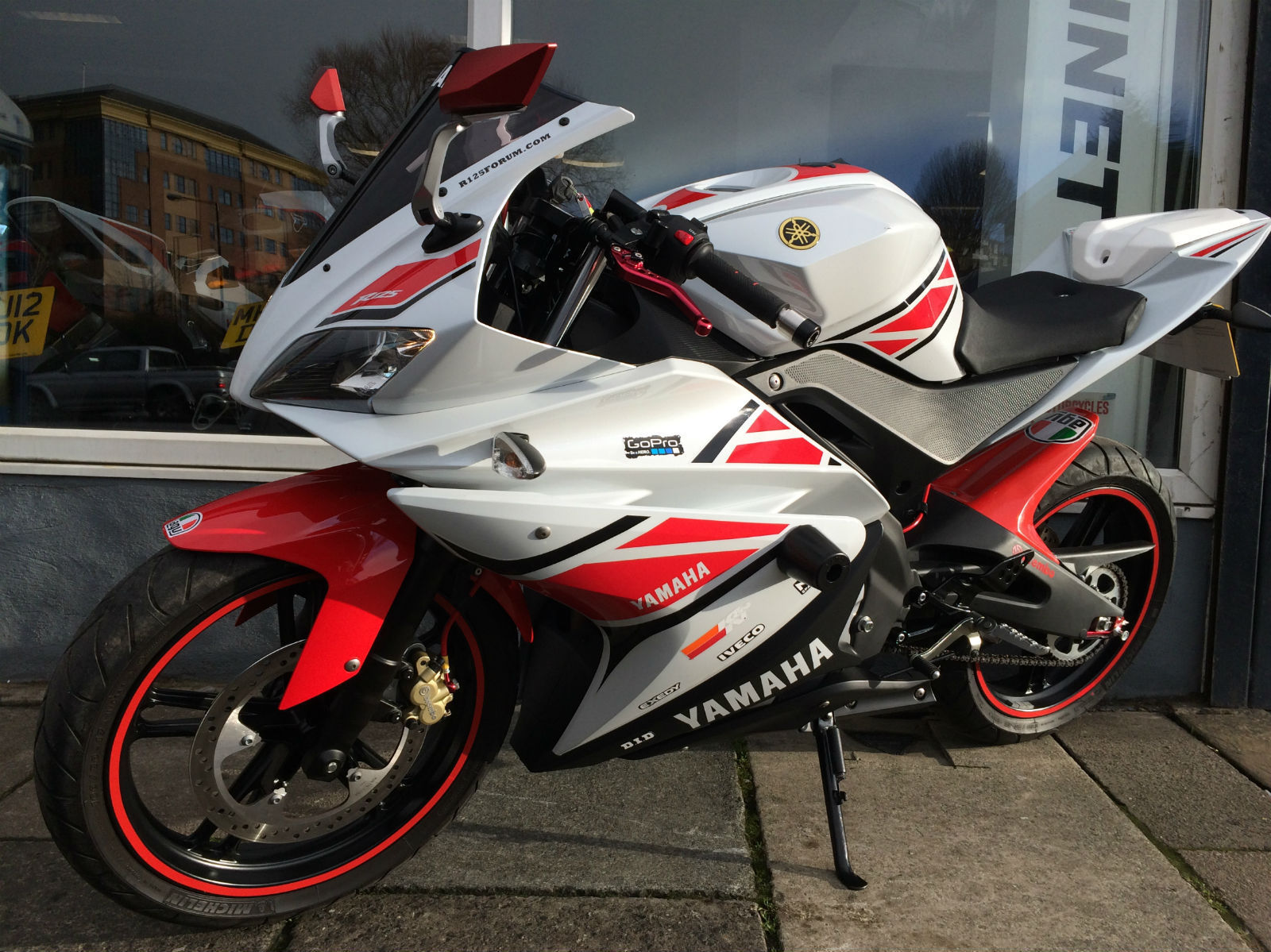Yamaha YZF R 125 Anniversary edition