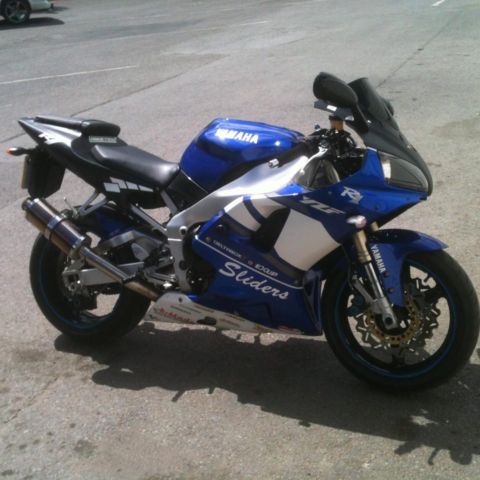 Yamaha YZF R1 4XV